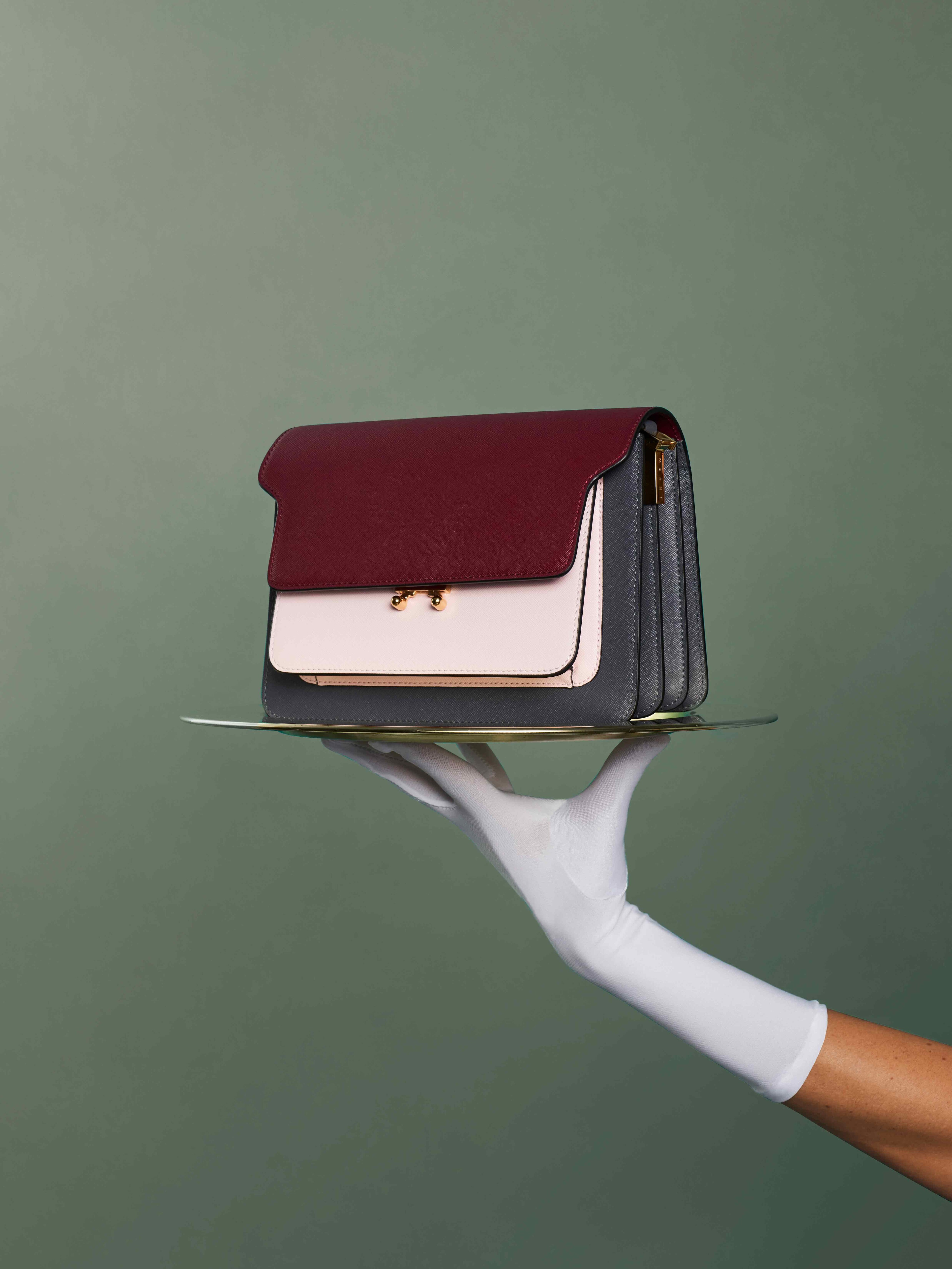 Dubai Attractions - Ski Dubai, Magic Planet | Mall of the Emirates