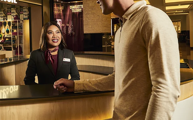 Contact Us - Contact Page | Mall of the Emirates