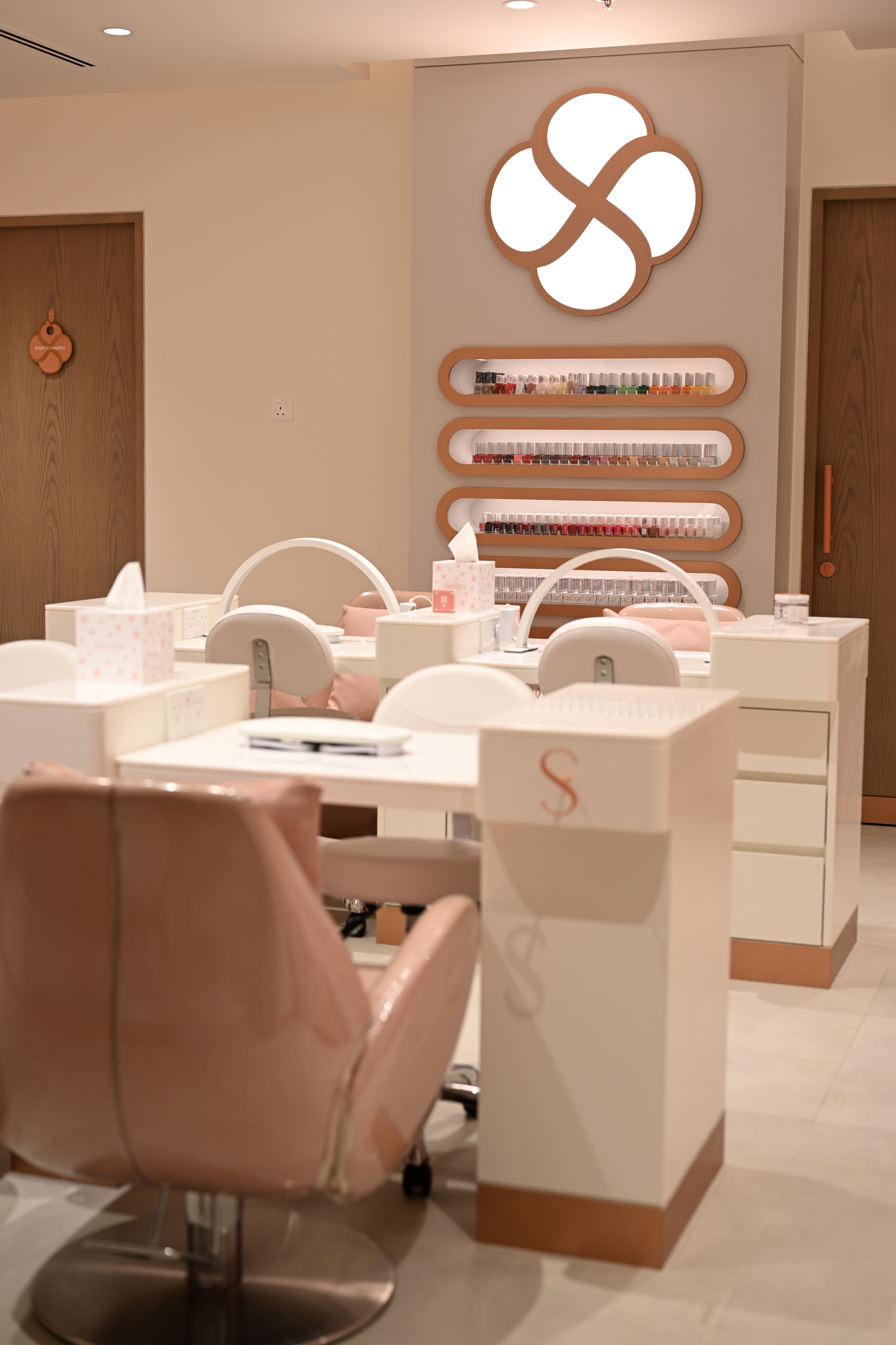 Sisters Beauty Lounge Ladies Salon Dubai UAE | Mall of the Emirates